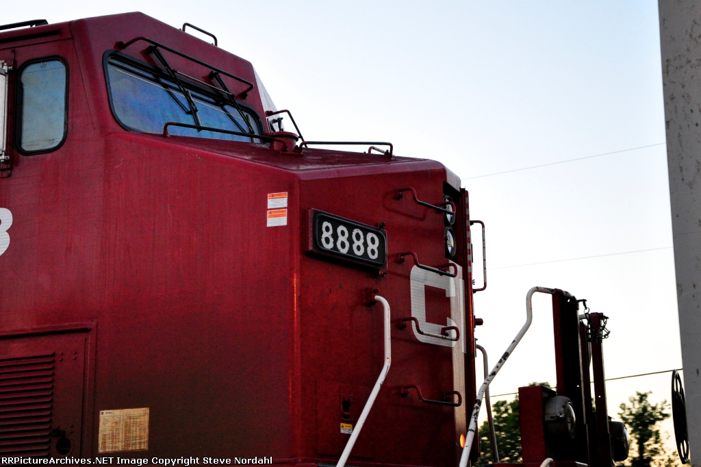 "Crazy 8"s - CP-39Z/259 Evening Arrival at CP-88/CP-Bethlehem